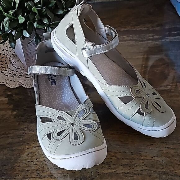 JBU | Shoes | Jbu By Jambu Sage Green Maryjane Style Shoes With Memory ...